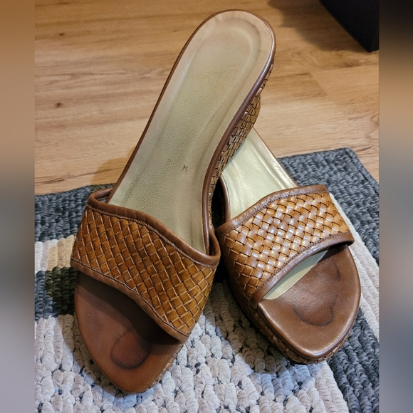Stuart Weitzman | Shoes | Stuart Weitzman Woven Leather Wedge Platform ...